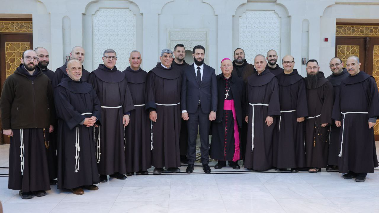 Ένας απλός καπουτσίνος είναι.. Ο 12ος καπουτσίνος ο κρυφός καπουτσίνος ...