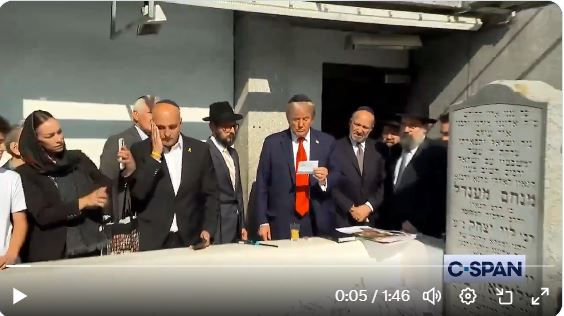 Ο Διοικητής του Άθωνα κάλεσε στο Άγιον Όρος τον Τραμπ. Ας καλέσουν και ...